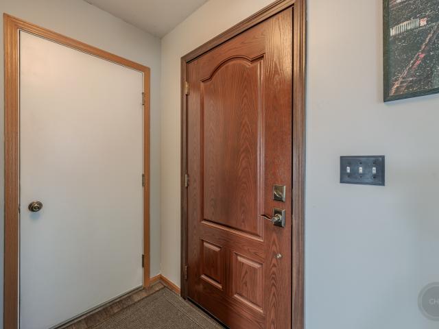 299 Clarendon Lane