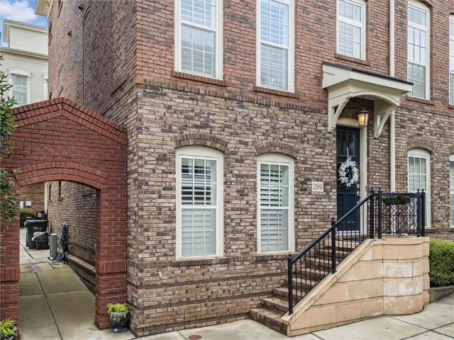 299 Green Street NW