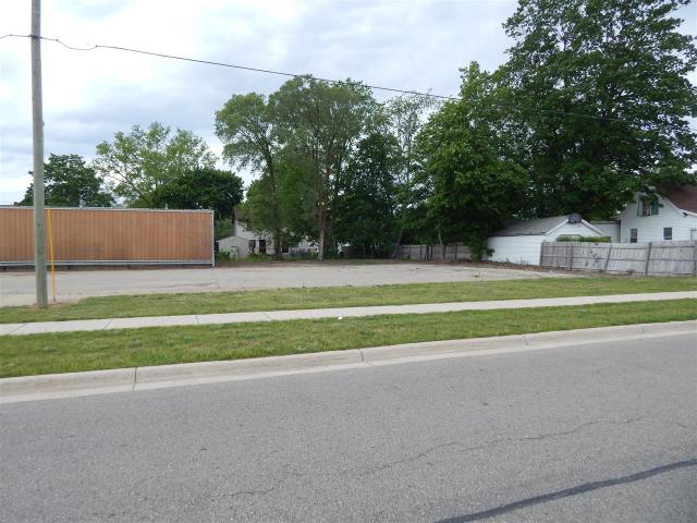 299 E Gardner Street