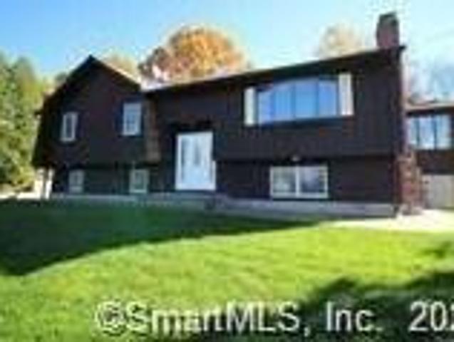 299 Elmwood Dr Meriden, CT 06450 in Meriden, Connecticut