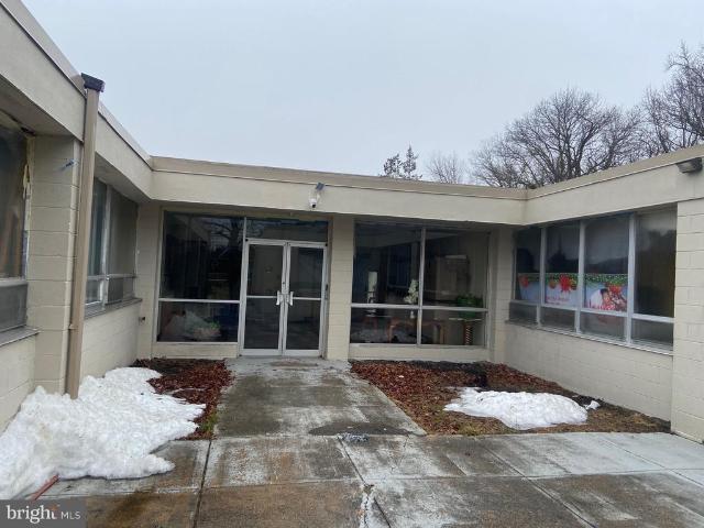 299 John F Kennedy Way # USE B
