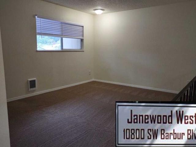 #299 JANEWOOD WEST 1 Bedroom Apartment for Rent at 10800 Sw Barbur Blvd, Portland, OR 97219 West Portland Park