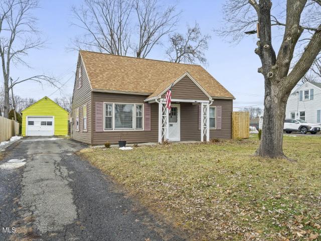 299 Lincoln Blvd, Greenport, NY 12534 | MLS #202613 | Compass