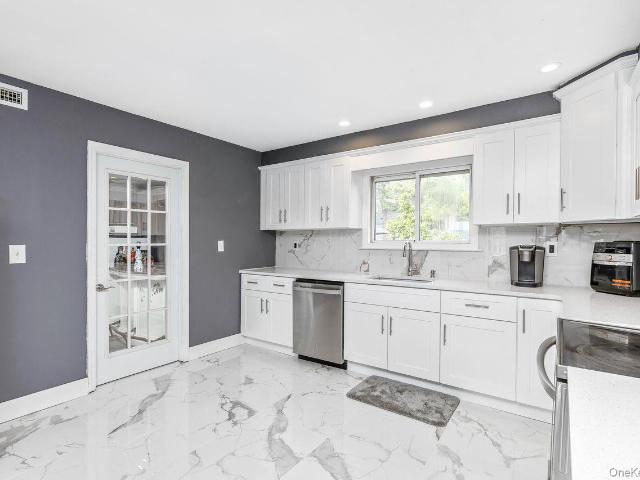 299 Mount Vernon Avenue