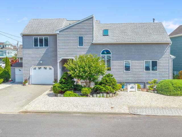 299 Monterey Circle