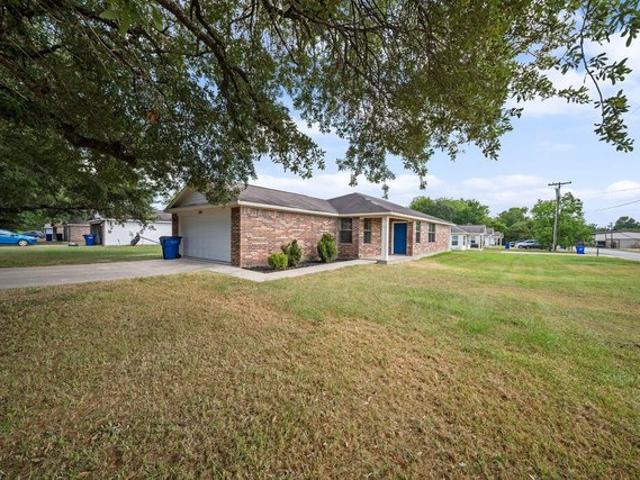 299 Martin Luther King Jr St, Diboll, TX 75941