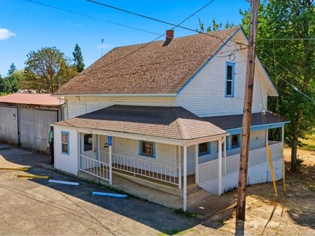 299 Mill St, Falls City, OR 97344