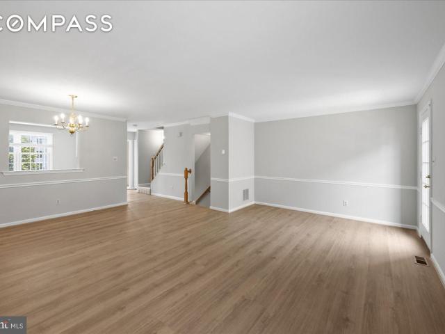 299 S Pickett St, Alexandria, VA