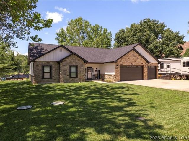 299 Sparkling Water Cir, Sunrise Beach, MO 65079