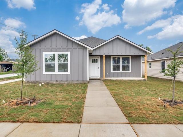 299 Stallings St, Terrell, TX 75160