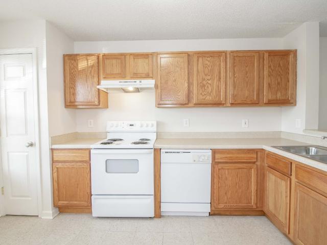 299 Raleigh Drive #C2