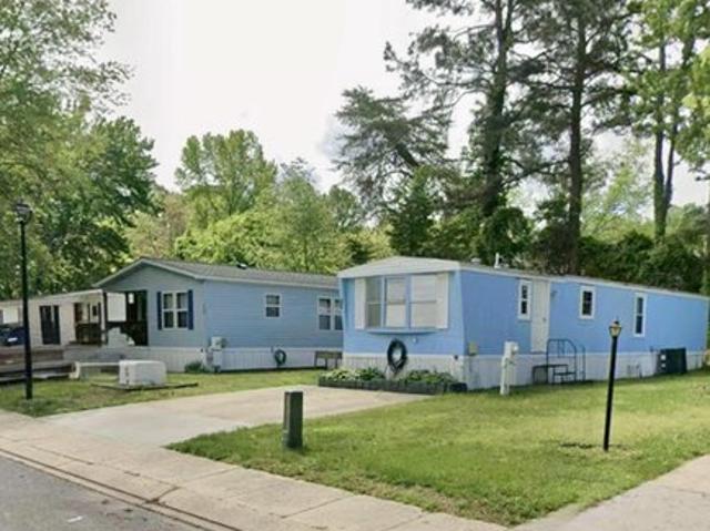 299 Rips Dr, Lothian, MD 20711