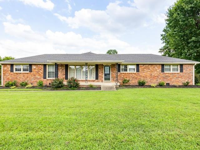 299 Winwood Dr, Lebanon, TN 37087