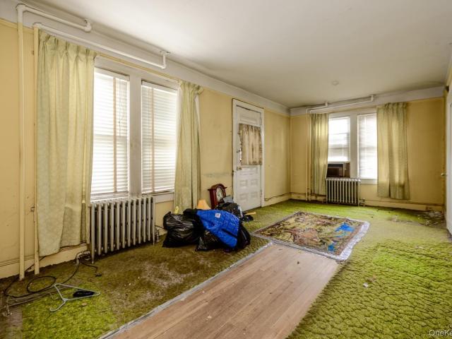 299 Tompkins Avenue