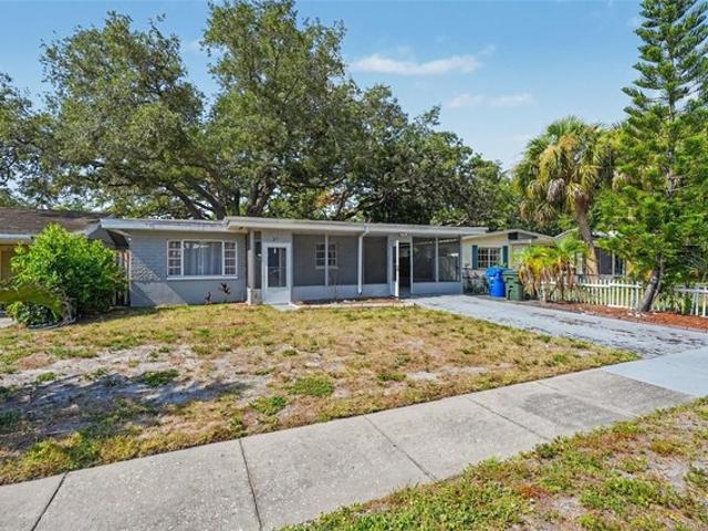 29 6th Ave SE, Largo, FL 33771