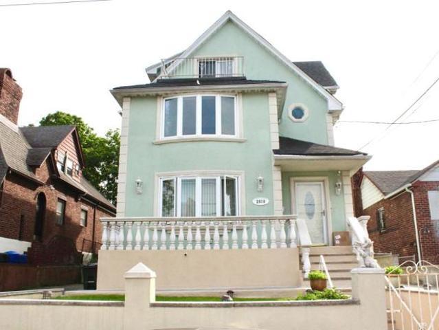 29 10 Butler St, East Elmhurst, NY