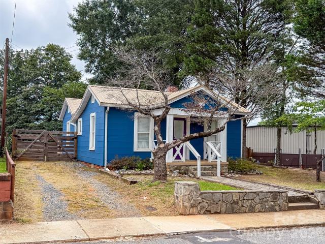 29 10th Street SE