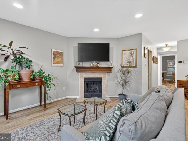 29 14th St NE, Unit 29, Washington, DC 20003 | MLS #DCDC2255