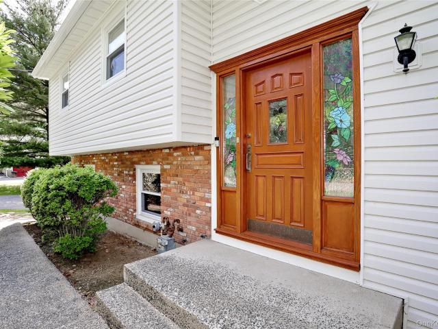 29 Thomsen Drive