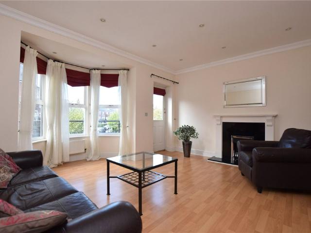 29, Thornbury Avenue, Far Headingley, Leeds, West Yorkshire, LS16 5RN