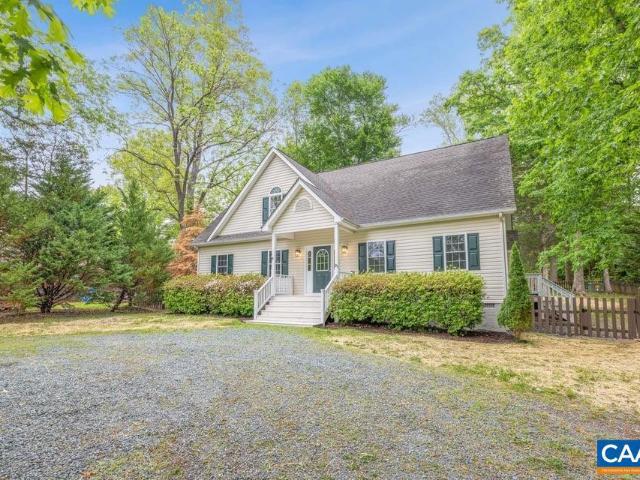 29 Tuscarora Dr