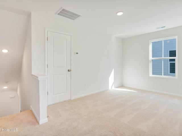 29 W Pioneer Way # 115