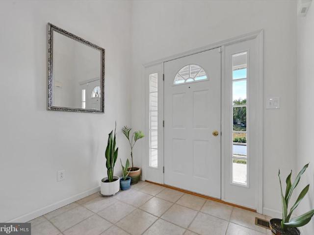 29 Walnut Drive E