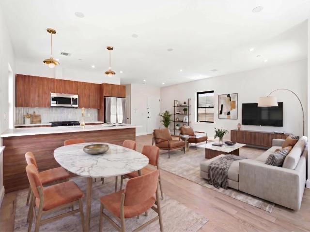 29 Weldon St # 3
