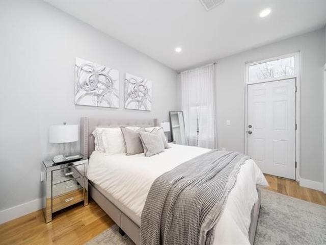 29 West 8Th St # 6