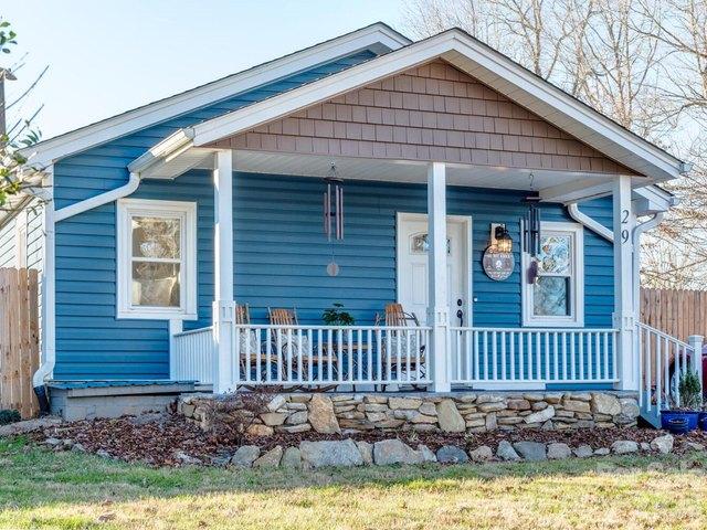 29 White Oak Rd, Arden, NC 28704
