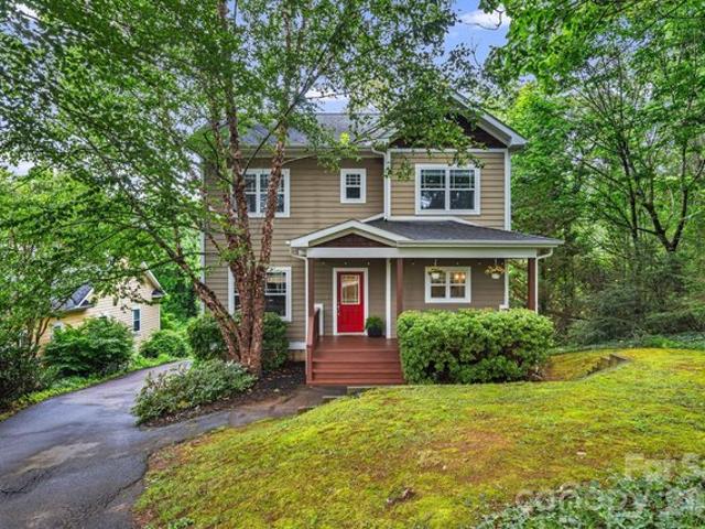 29 Winding Rd, Asheville, NC 28803