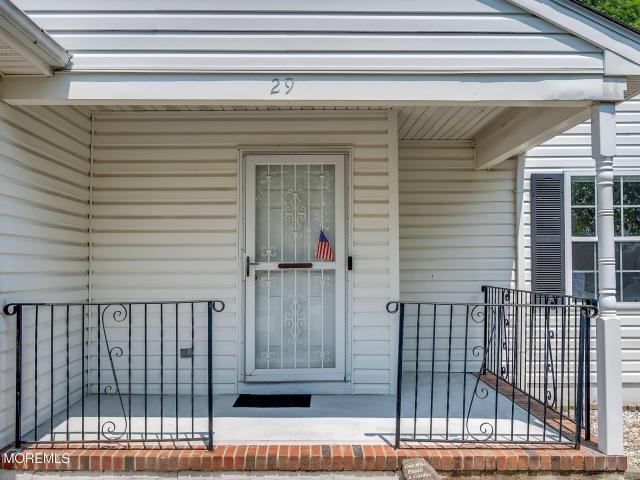 29 Woodchuck Lane