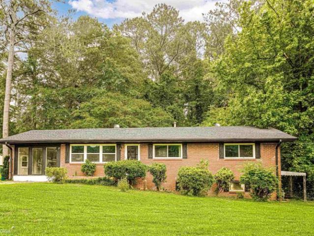 29 Woolsey Rd, Hampton, GA 30228
