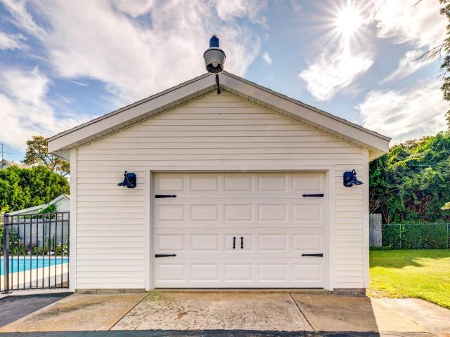29 Almond Street