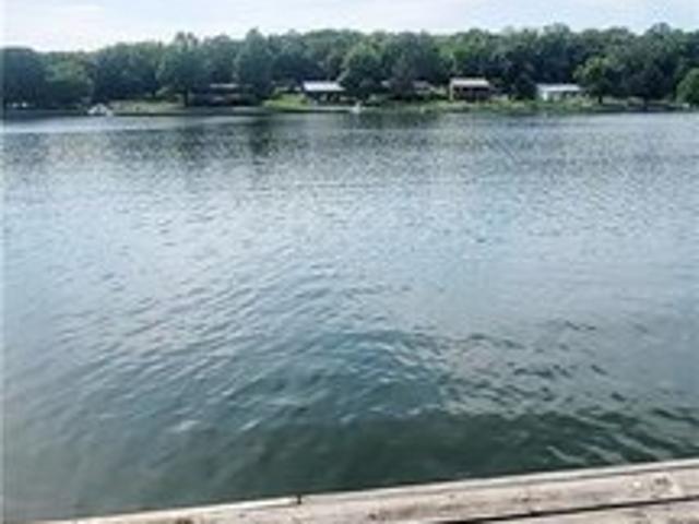 29 and 31 N Lakeview Rd, Mapleton, KS 66754