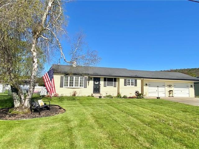 29 Barnes Hill Rd, Horseheads, NY 14845