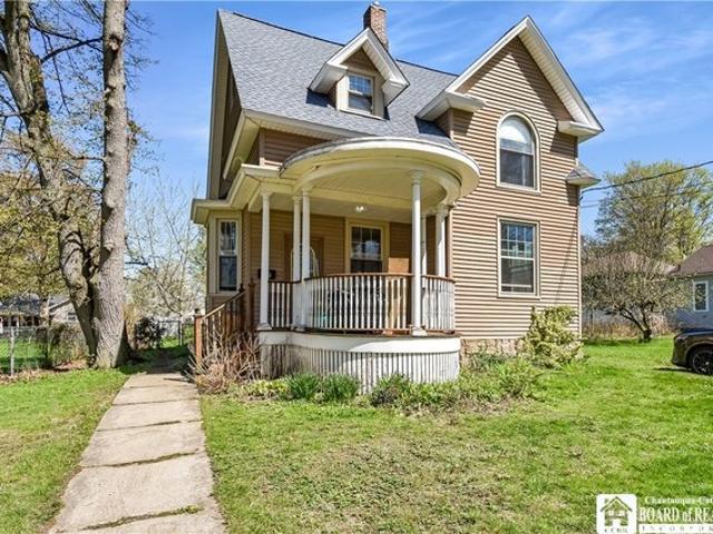 29 Beckman Ave, Westfield, NY 14787