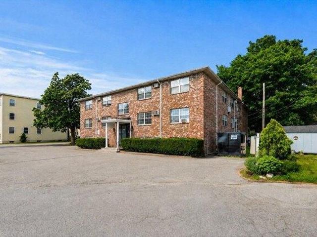 29 bedroom, Concord MA 01742 105061682
