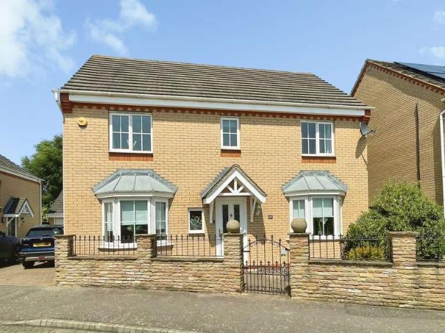 29 Bedroom Detached House