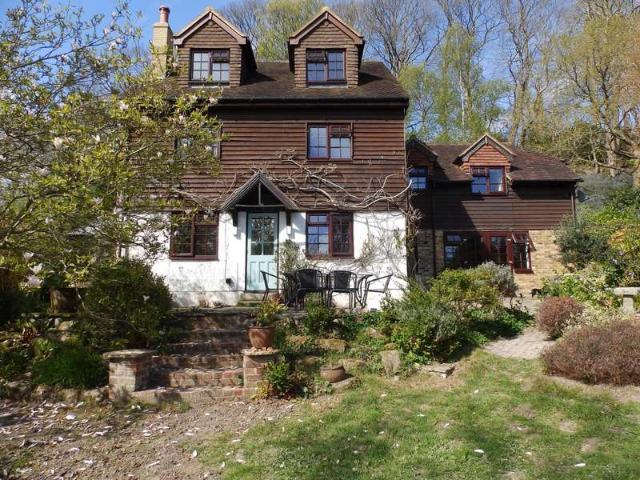 5 Bedroom Detached House