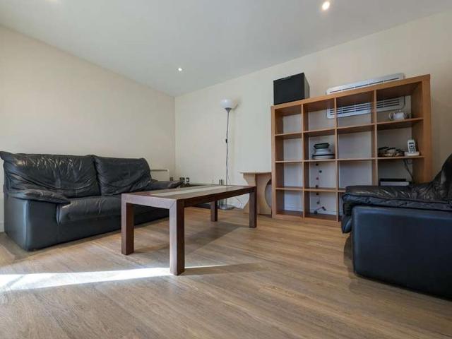 29 Bedroom Flat