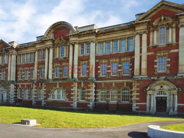 29 Bedroom Flat