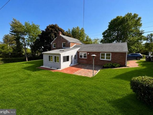 29 Beekman Rd, Wilmington, DE 19809