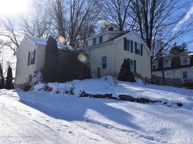 29 Bingham St, Bristol, CT 06010