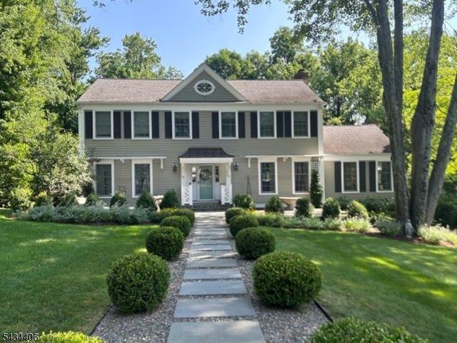 29 Birch Dr, Bernards Twp, NJ 07920