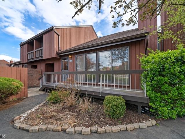29 Bloomingdale Dr, Unit 1C, Hillsborough, NJ 08844 | MLS #4018 | Compass