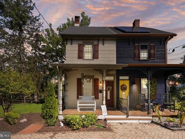 29 Branch St, Medford, NJ 08055
