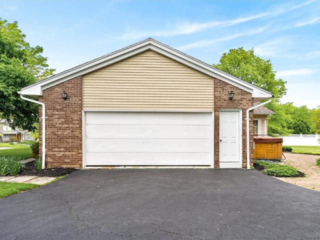 29 Briggsboro Lane