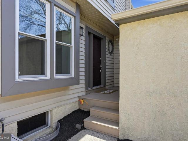 29 Cabot Court