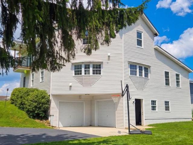 29 Colonial Drive